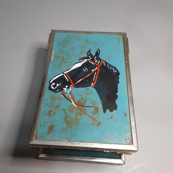 Other | This Vintage Horse Shaving Set Comes Complete With A Foldable ...